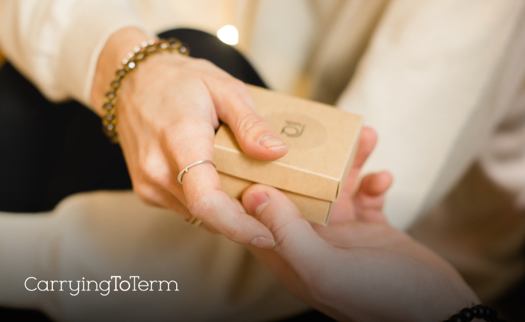 How to Approach Gift Giving and Keepsakes for Grieving Parents ...